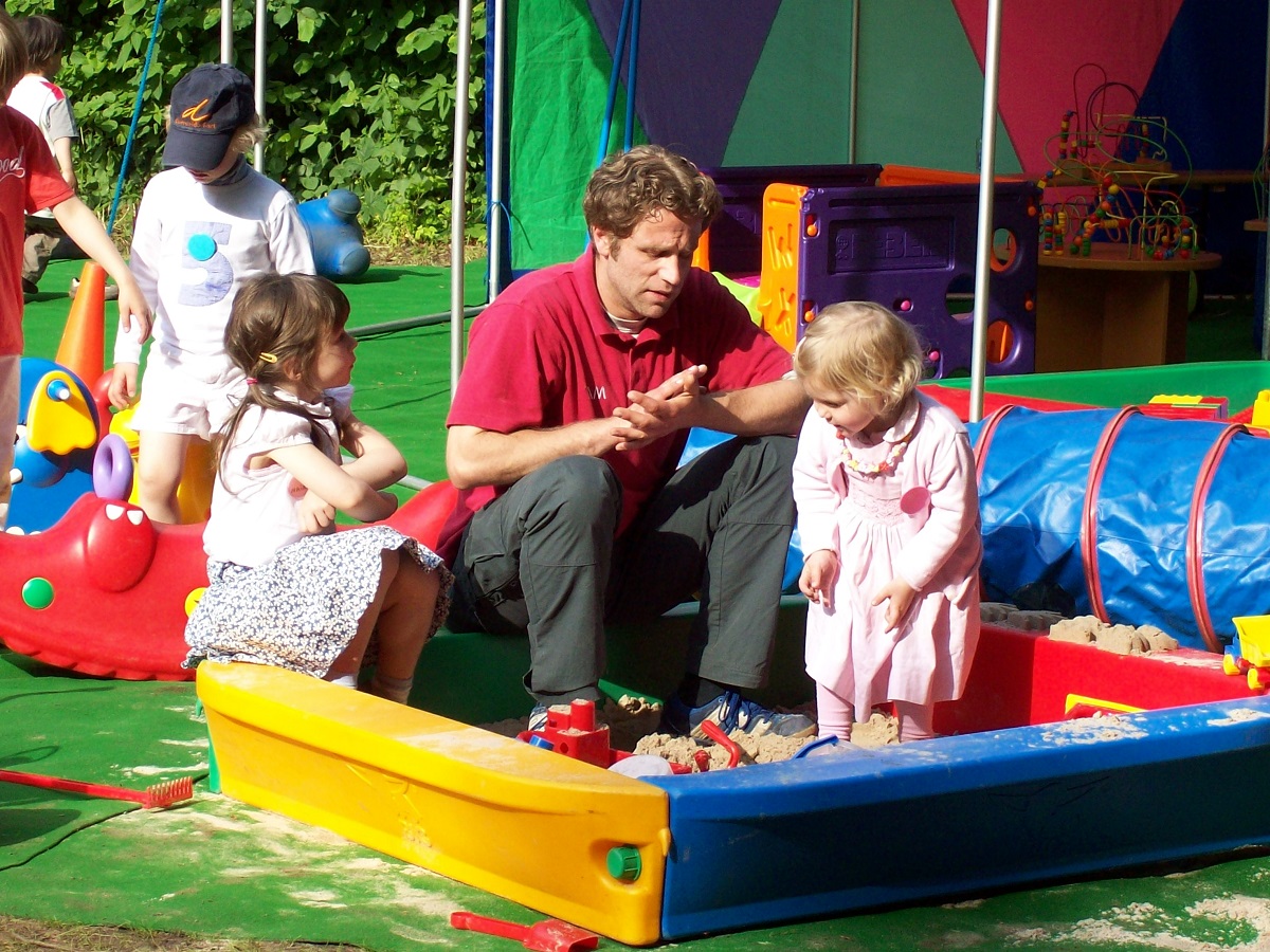 Fulltime Kids-Service mieten – play and fun team